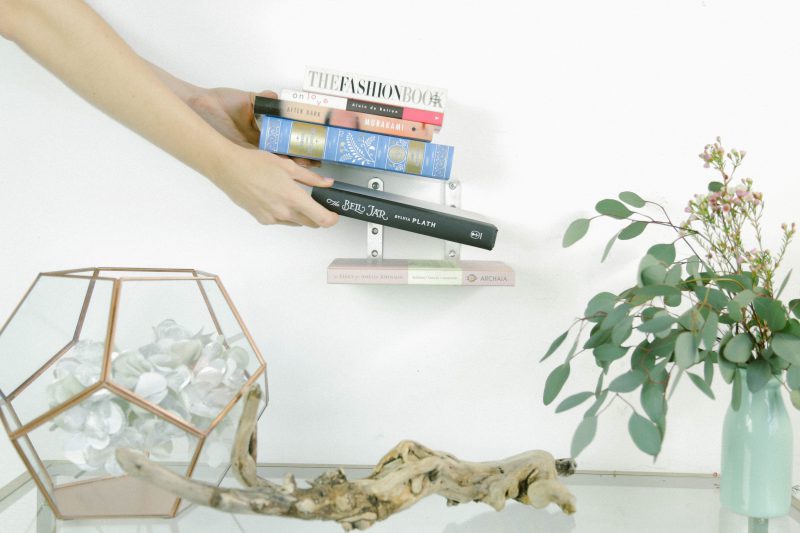 DIY Floating Bookshelf Upcycle – Makeful