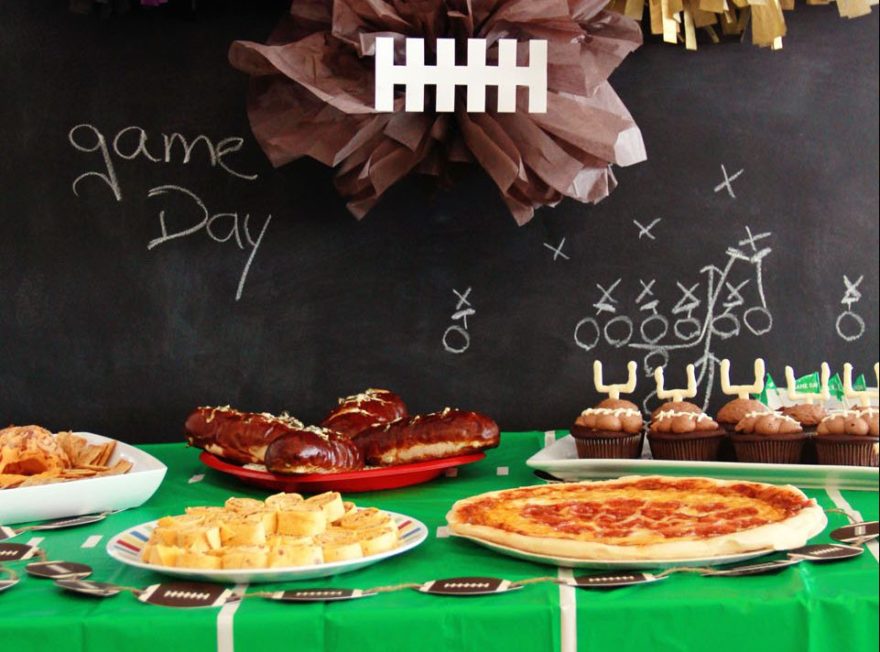 7 Essentials for Throwing a Gameday Party – Makeful