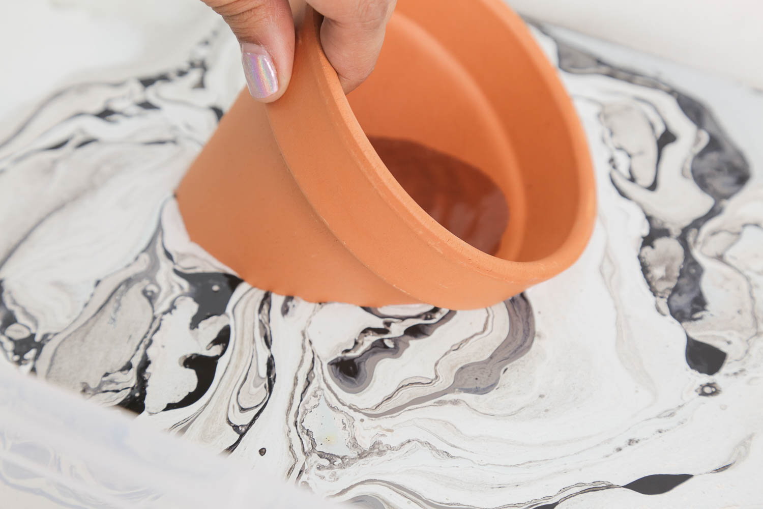 Water Marbled Terracotta Pots – Makeful