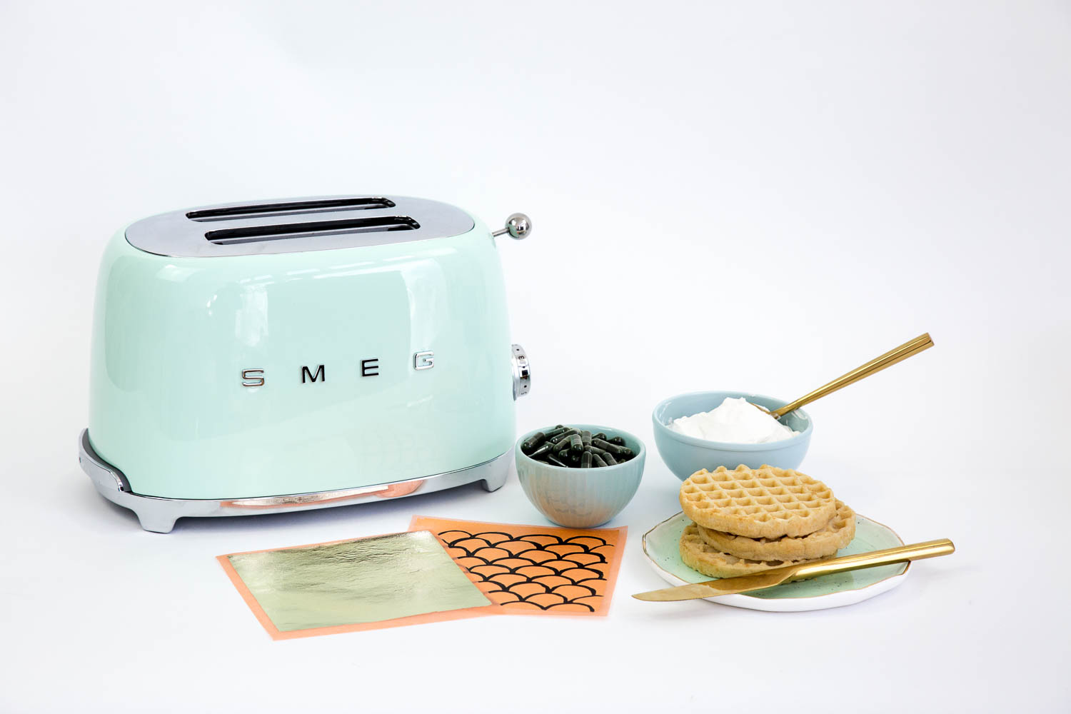 Gorgeous Gluten-Free + Vegan Mermaid Waffles – Makeful