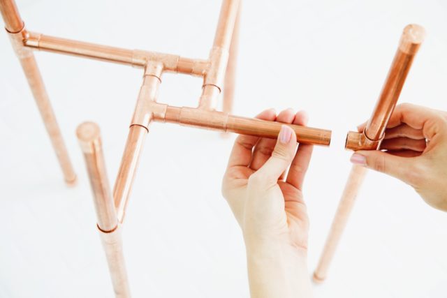 DIY Minimal Copper Pipe Plant Stand – Makeful