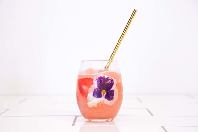 Easy and Delicious Floral Frozé Recipe – Makeful