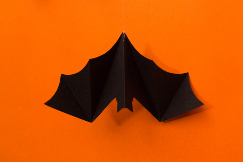 Going batty for this Halloween craft – Makeful