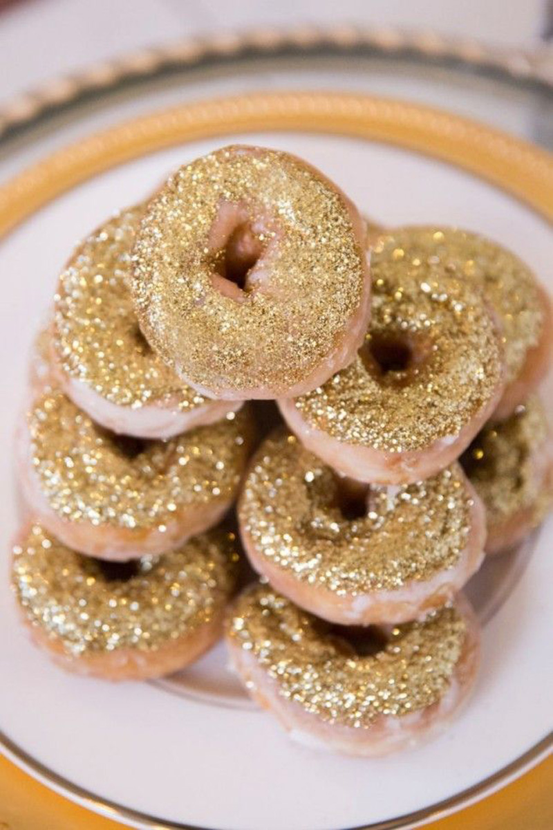 Make These 8 Glitzy Snacks for Your 2019 Oscar Viewing Party – Makeful