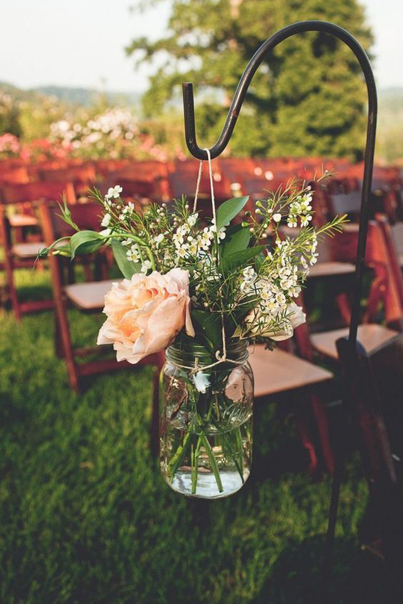 These Mason Jar Wedding DIY Projects Are Perfectly Rustic – Makeful