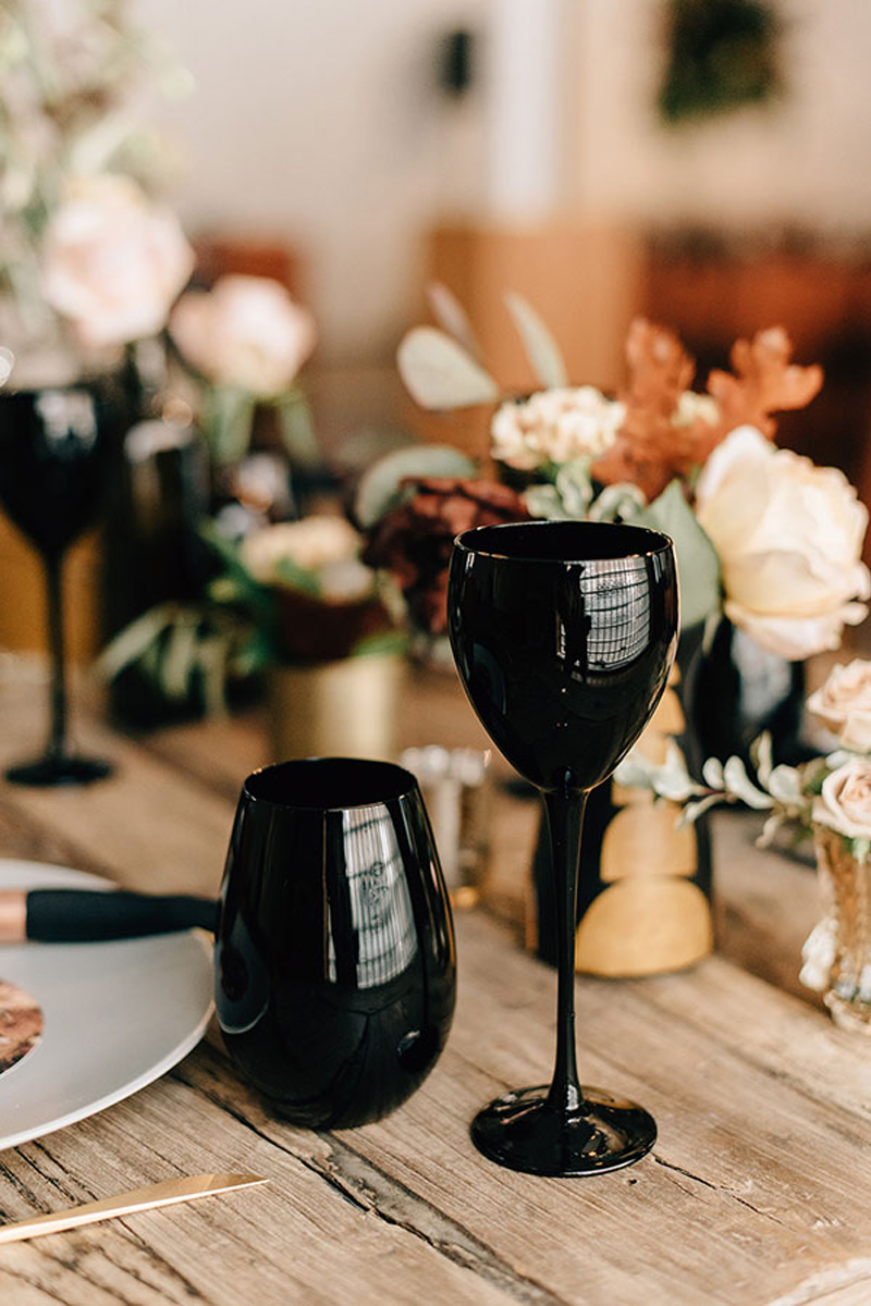 16 Ways to Add Rock ’n’ Roll Elements to Your Wedding – Makeful